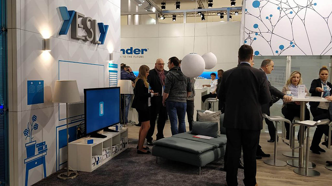 YESLY debutta a Light + Building | Switch to the future